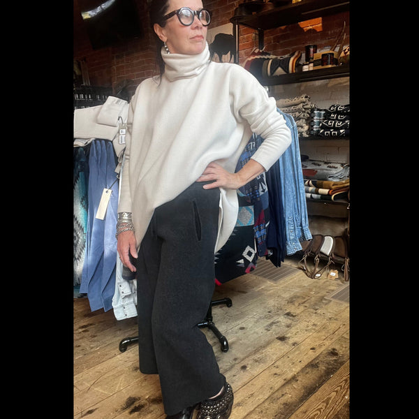 Tops – STONE FEATHER ROAD